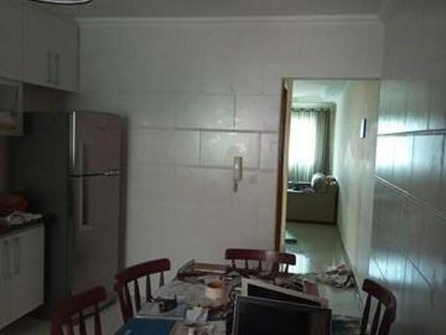 SOBRADO NOVO 3 QUARTOS 3 BANHEIROS ARMÁRIOS DE COSINHA PIA/ESCADA DE MÁRMORE SUPER NOVO CHURRASQUEIR