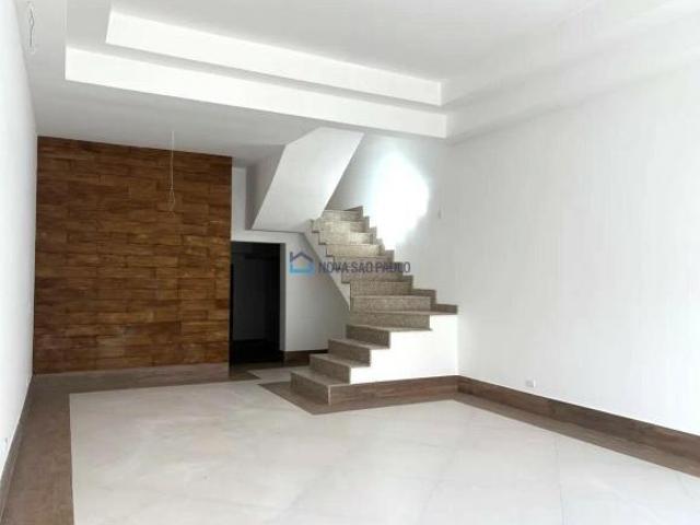Sobrado Novo 3 Suites e 4 Vagas à Venda na Saúde