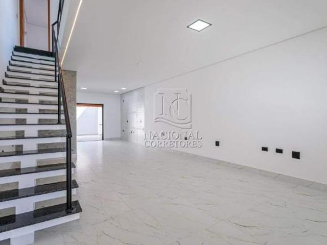 Sobrado Novo 155 m2 com 3 dormitórios, 1 suíte, 4 vagas