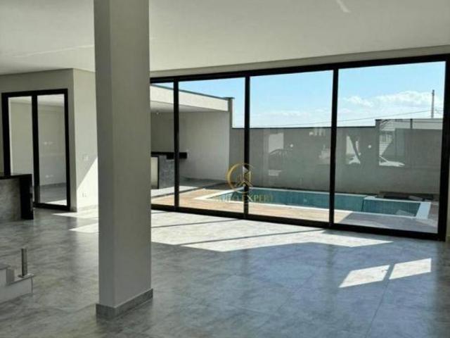 Sobrado novo 4 suítes a venda no condomínio Aruanã em São José dos Campos SP!