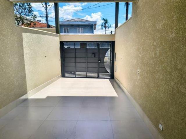 SOBRADO NOVO COM FINO ACABAMENTO AGENDE SUA VISITA