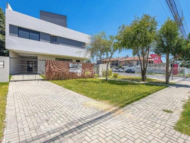 Sobrado Novo com Terraço 222m² | 3 Suítes | Santa Felicidade