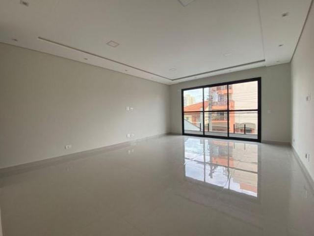 Sobrado novo com 223m², 4 dormitórios 3 suítes, 4 vagas Avalia Permuta