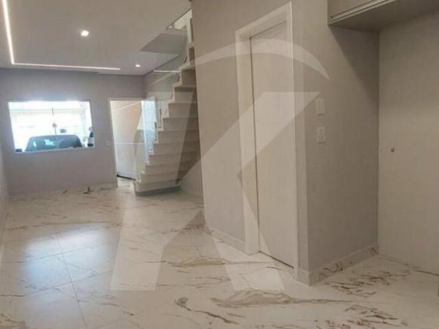Sobrado novo com 3 Dormitórios, 1 Suíte, e 2 Vagas, na Vila Medeiros
