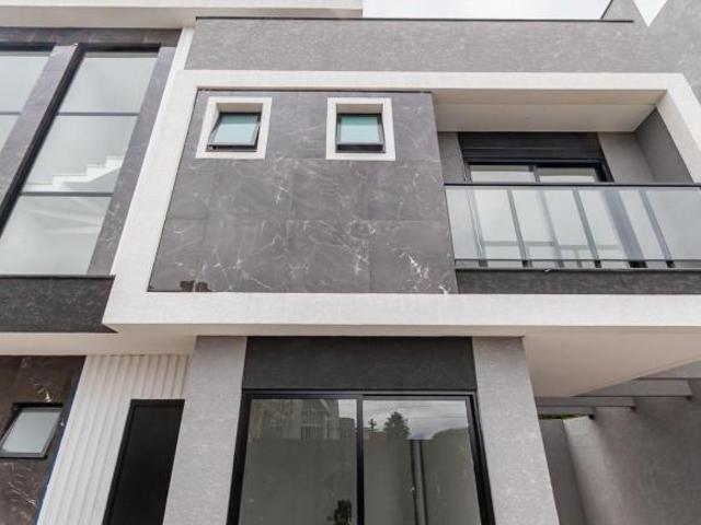 Sobrado Novo com 3 dormitórios à venda, 142 m² por R$ 1.199.000 Vista Alegre Curitiba/PR