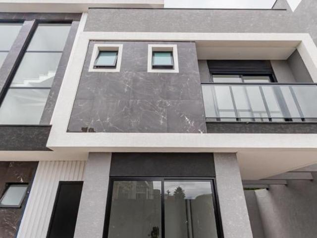 Sobrado Novo com 3 dormitórios à venda, 142 m² por R$ 1.199.000 Vista Alegre Curitiba/PR