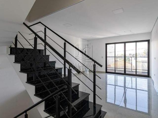 Sobrado novo com 3 dormitórios sendo 1 suite para venda, 231 m² Vila Lucinda S