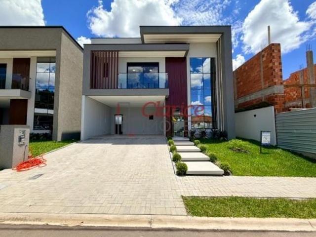 Sobrado novo com 3 suítes no condomínio Atmosphere em São José dos Pinhais