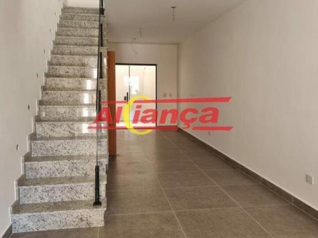 SOBRADO NOVO COM 3 QUARTOS, 4 BANHEIROS A VENDA, 115M² VILA ISOLINA MAZZEI SP