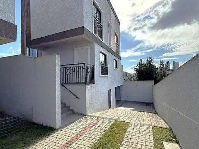 Sobrado novo Capão Raso 207m² 3 quartos 4 va