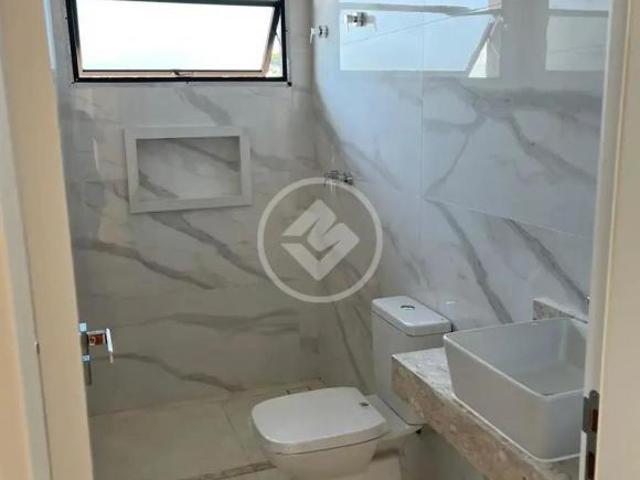 Sobrado novo a venda