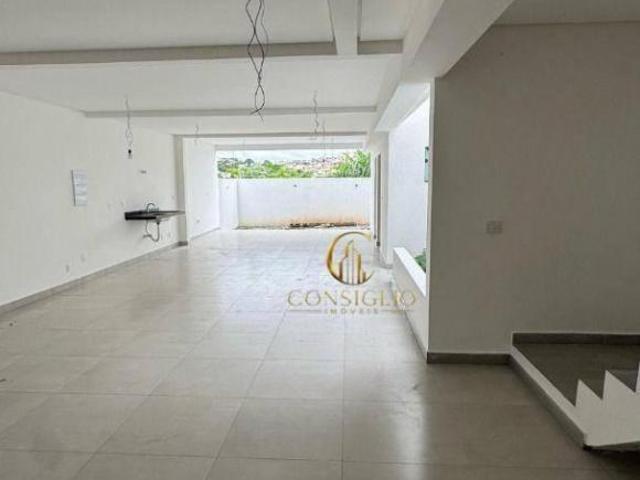 Sobrado Novo à Venda – 196m² de Área Construída