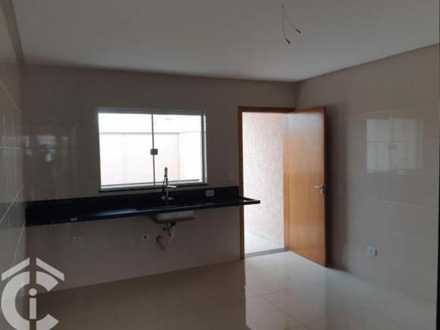 Sobrado novo à venda com 3 suites, 2 vagas, 160m² São Lucas