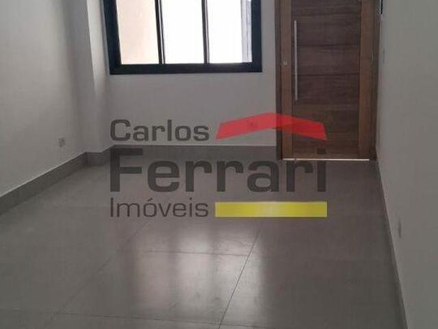 Sobrado novo a venda em Santa Terezinha, 3 suítes, quintal com ofurô e área gourmet, 2 vagas, 170 m2