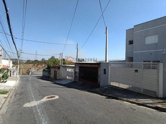 Sobrado novo à venda na Vila Pomar