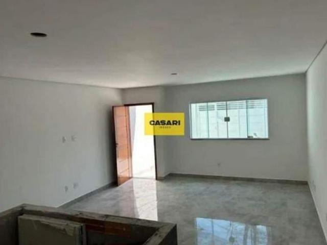 Sobrado Novo à Venda na Vila Vitória em Santo André com 3 Dormitórios e 2 Vagas
