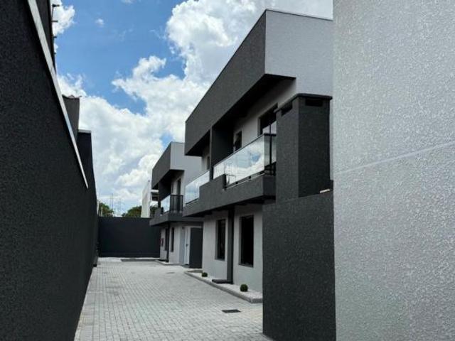 Sobrado novo a venda no Alto Boqueirão Curitiba pronto para morar/