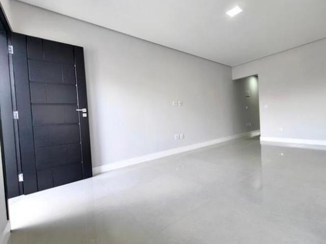 Sobrado novo à venda no Bairro do Jardim Maristela