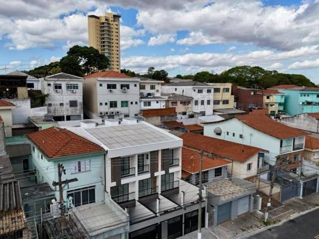 Sobrado novo à venda no Bairro do Parque São Domingos