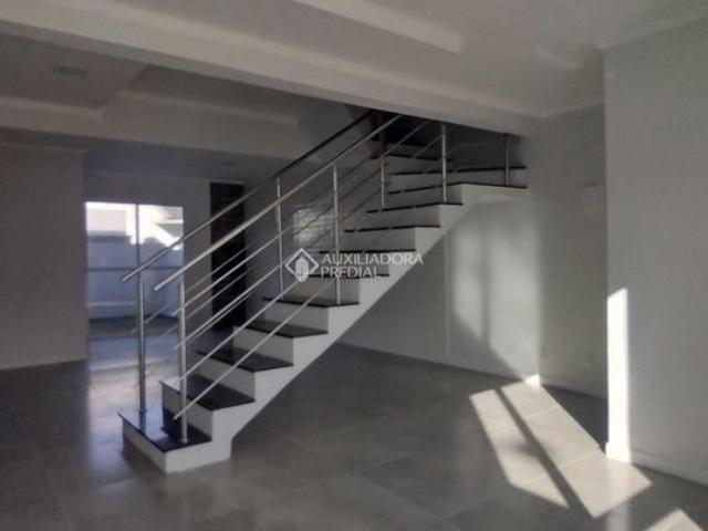 Sobrado novo à venda no bairro Timbaúva Gravataí
