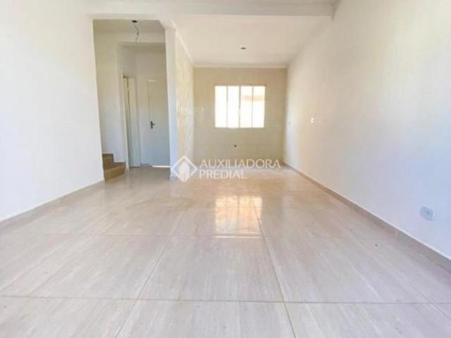 Sobrado novo à venda no Sítio Cercado