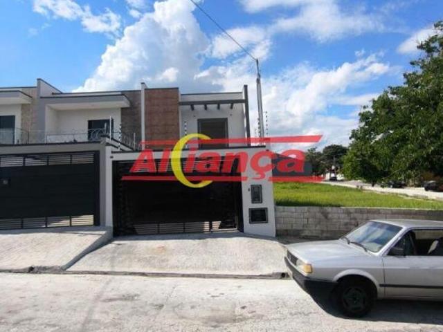 Sobrado novo a venda Parque Flamengo