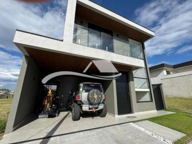 Sobrado Novo Alto Padrão à Venda no Condomínio Vereda dos Campos | 4 Dormitórios | 252m²