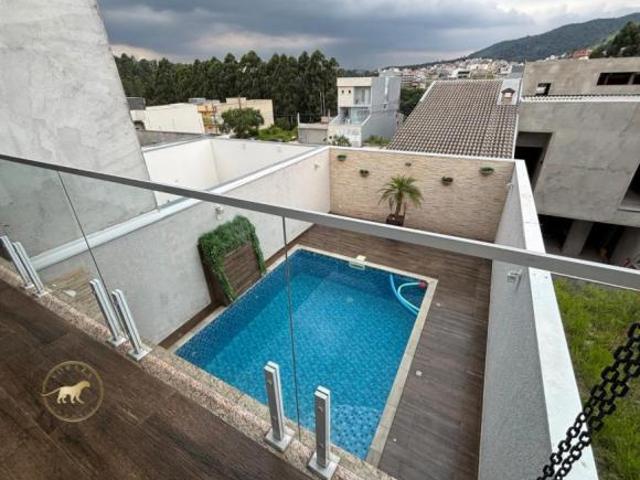 Sobrado Novo de Alto Padrão no Residencial San Marino – Caieiras