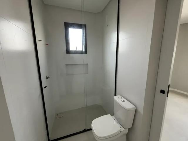 Sobrado novo em excelente localzaçao
