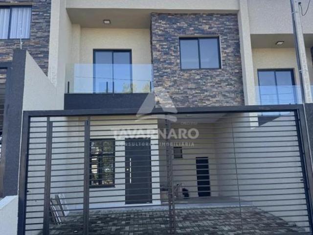 Sobrado novo em ótima localização