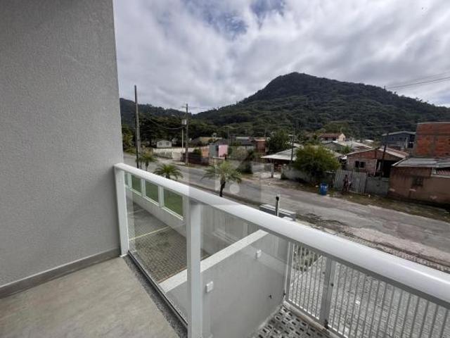 Sobrado novo em Matinhos Bairro Florida