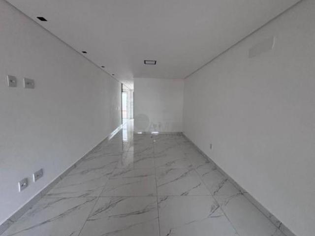 Sobrado novo frontal com 3 quartos sendo 1 suíte, 2 vagas à venda, 117 m² por R$ 729.900,00 Penha