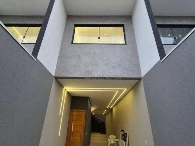 Sobrado novo frontal com 3 quartos sendo 3 suítes, 6 vagas à venda, 184 m² por R$ 1.200.000 Vila G