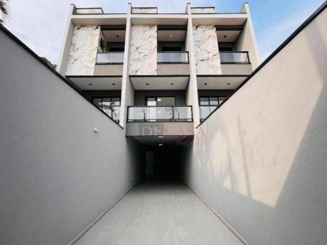 SOBRADO NOVO MODERNO FINO ACABAMENTO / 156m² / 3 Suítes / Quintal com Área Gourmet