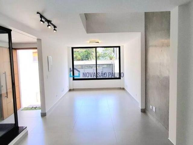 Sobrado à Venda no Bosque da Saúde 183m² | 3 Quartos | 1 Suíte | 4 Banheiros | 2