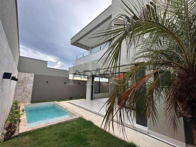SOBRADO NOVO NO JARDINS PARMA Casa em Condomínio com 3 Quarto s por R$ 1835000.00 no setor Jardins