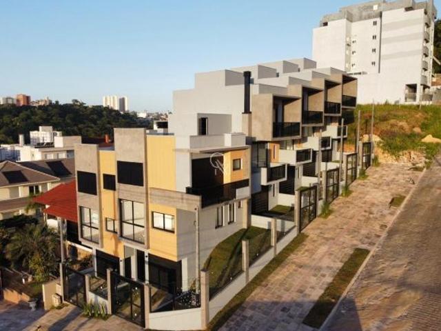 Sobrado novo no vila verde