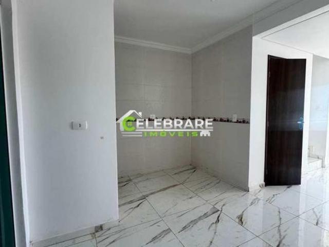SOBRADO NOVO NA CIC! 03 QTOS,LAVABO,SACADA,PRÓX.MERC.VITÓRIA