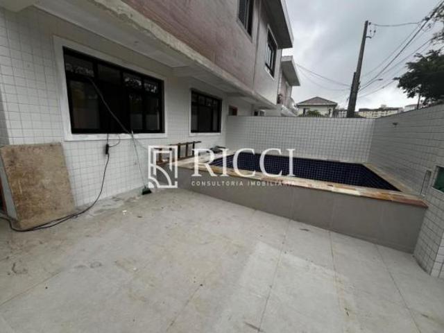Sobrado novo na Vila Belmiro em Santos com piscina, 3 quartos