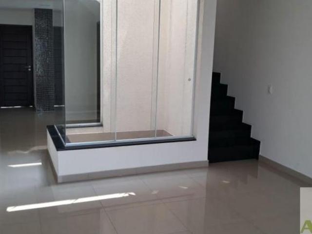 Sobrado Novo na Vila Marari
