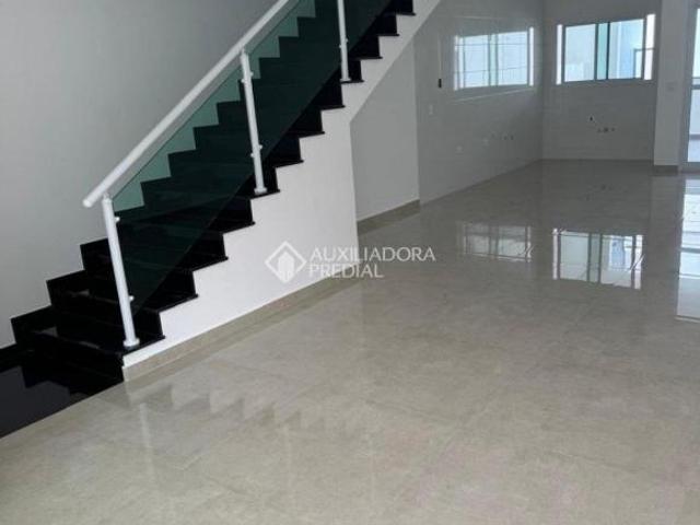 SOBRADO NOVO VILA HELENA SANTO ANDRÉ SP