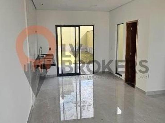 SOBRADO NOVINHO A VENDA 2 SUITES 2 VAGAS