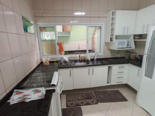 Sobrado Ótima localização Jardim Rina