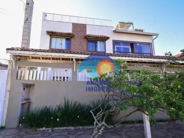 Sobrado a 100 metros da praia com 4 dormitórios à venda, 243 m² por R$ 800.000 Balneario Josedy