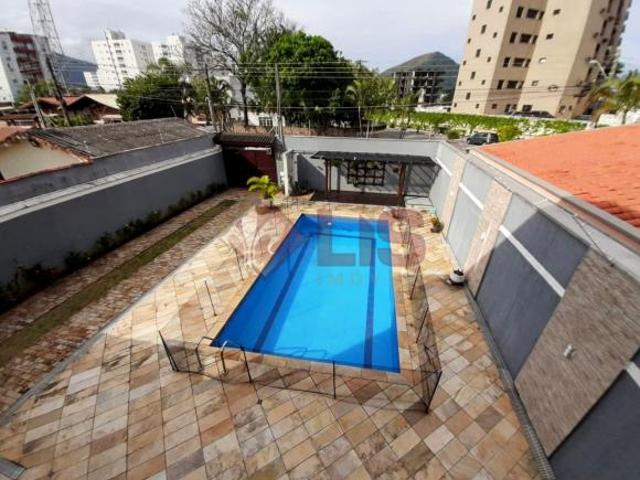 SOBRADO A 100 METROS DA PRAIA NA MARTIM DE SÁ