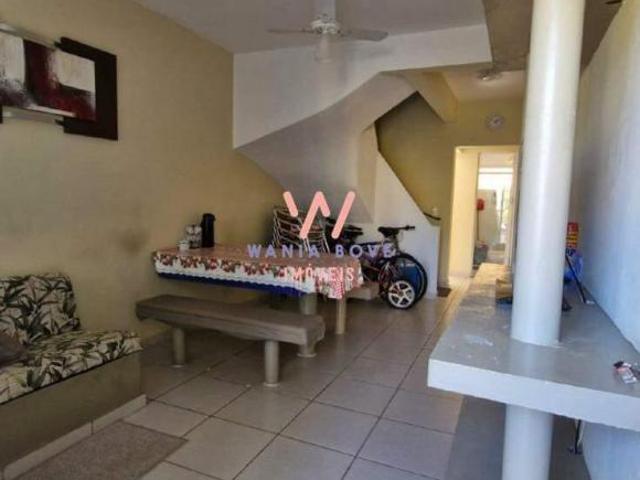 Sobrado a 100m da Praia, com 2 dormitórios à venda, 86m² por R$370.000 Jardim Britânia Caraguata