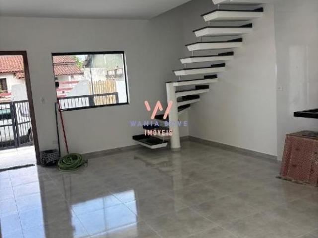 Sobrado a 150m da Praia, com 2 dormitórios à venda, 74m² por R$460.000 Massaguaçu Caraguatatuba/