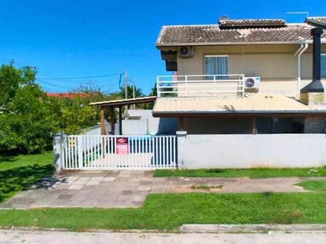 Sobrado a 2 Quadras do Mar