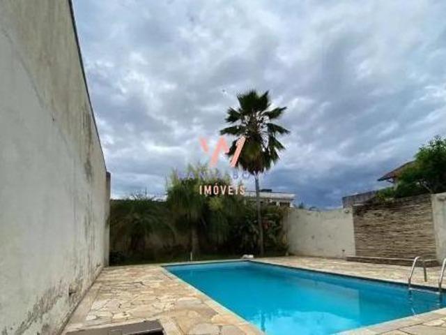 Sobrado a 700m da praia, com 3 dormitórios à venda, 267 m² por R$ 1.280.000,00 Praia das Palmeiras