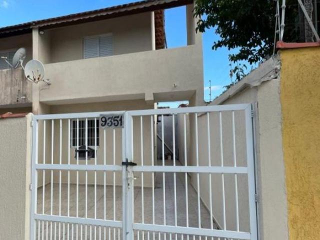 Sobrado a Apenas 180 Metros da Praia no Balneário Regina Maria em Mongaguá – Aceita Financiamento